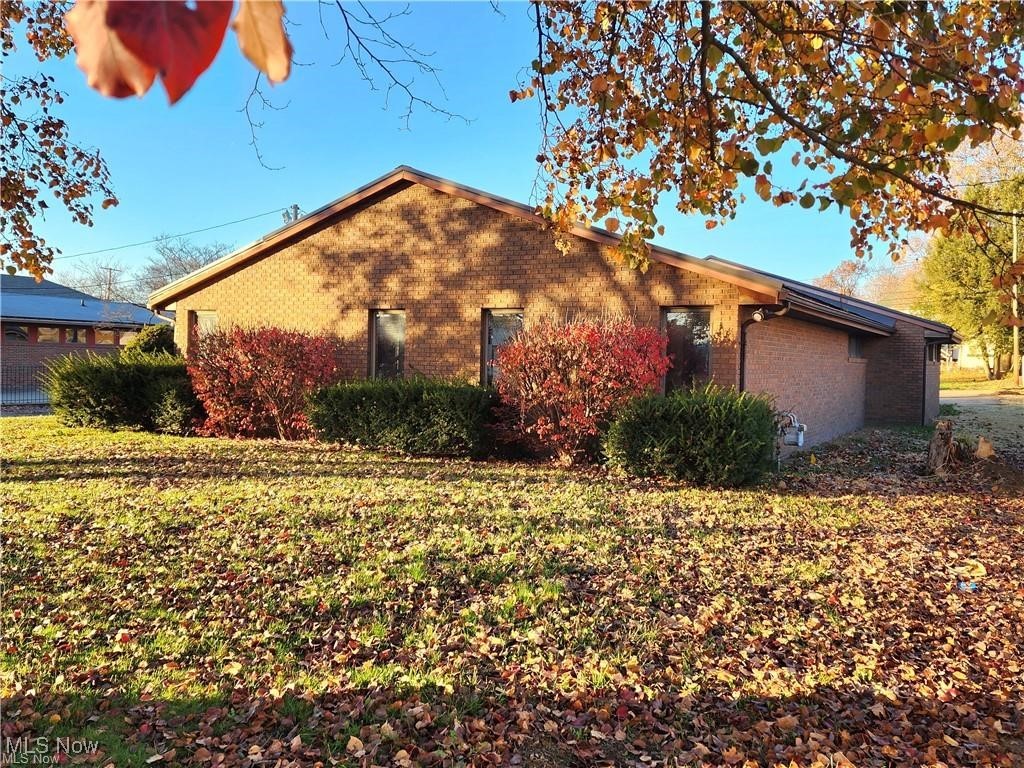 656 Chestnut Street, Coshocton, OH 43812 · $650,000 | Virtual tour for ...