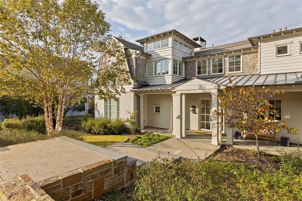 13220 Dodds Landing, Malakoff, TX 75148 · $4,995,000 · 5887 Sq.ft · 5 ...