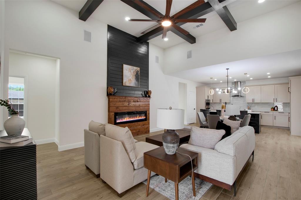 209 Pearl Harbor Street, Tool, TX 75143 · $309,900 · 1700 Sq.ft · 4 ...