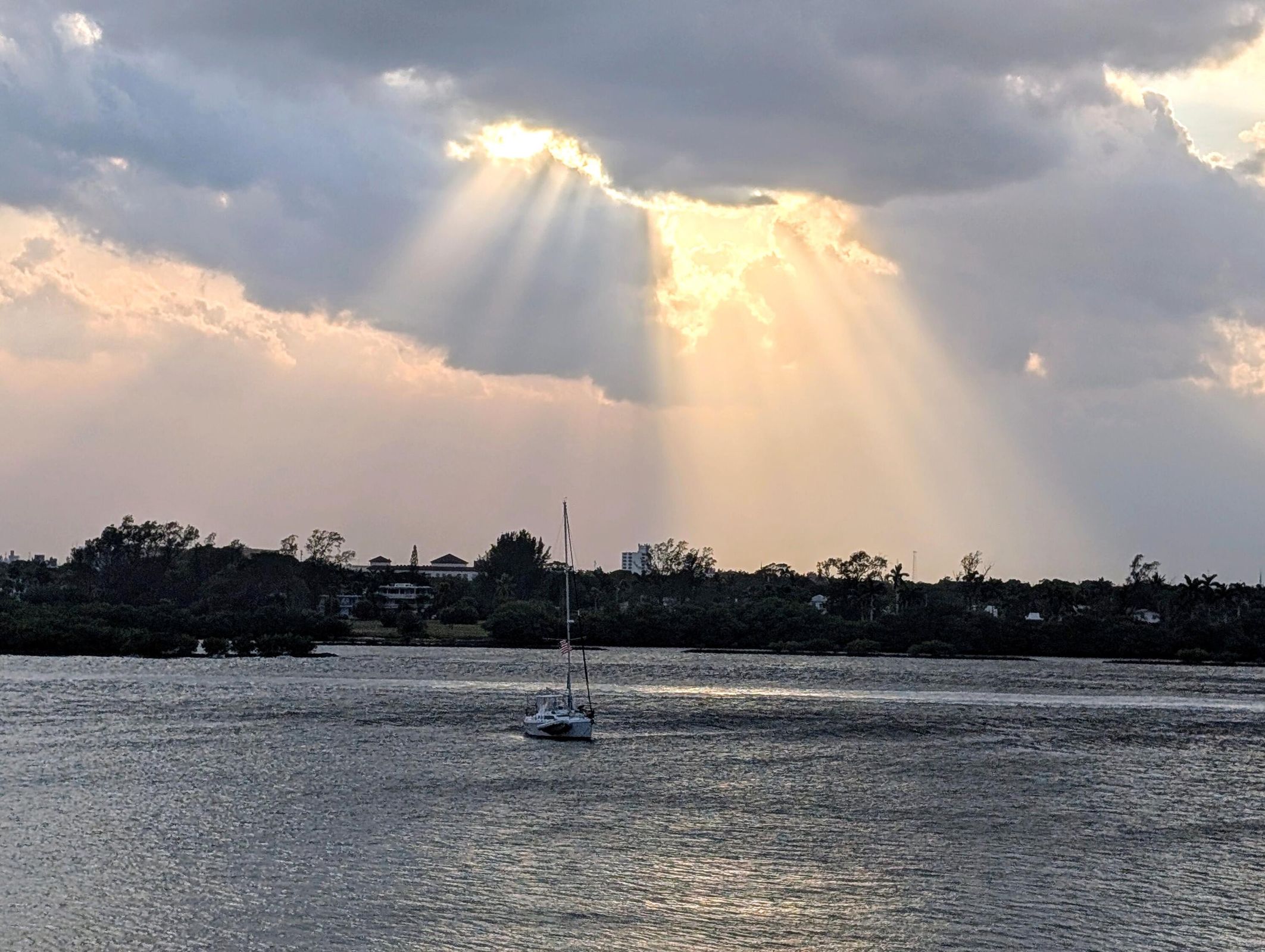 2840 S Ocean Boulevard 2210, Palm Beach, FL 33480 · $2,500 · 724 Sq.ft ...