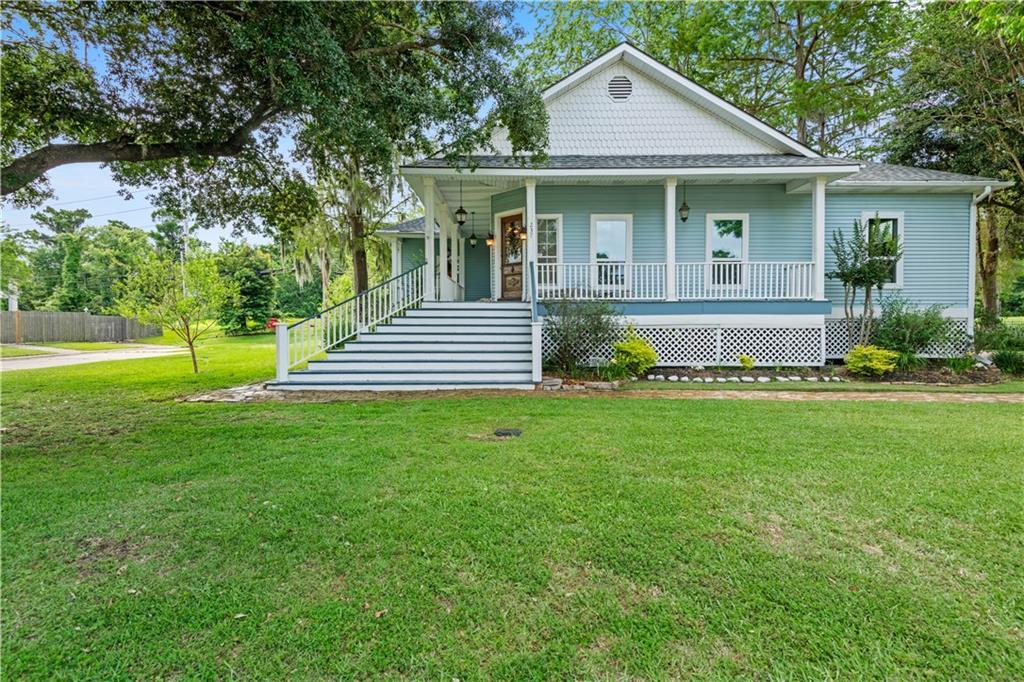 237 VILLERE Drive, Destrehan, LA 70047 · $480,000 · 2700 Sq.ft · 4 ...